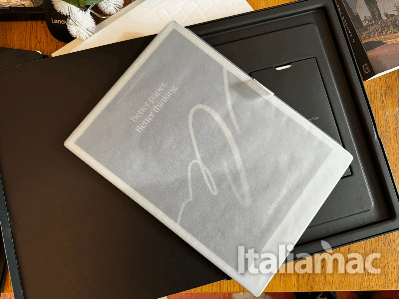 Scrivere come su carta, lavorare come nel futuro: il reMarkable Paper ...